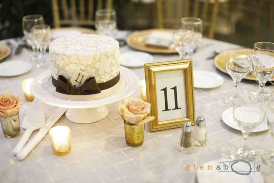 Cake Wedding Centerpieces | Arabia Weddings
