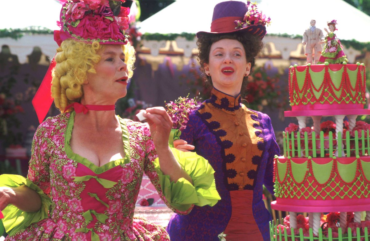 Wedding Cakes From Movies | Arabia Weddings