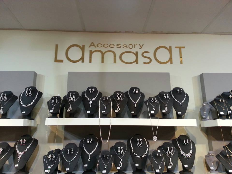 Lamasat Accessories | Arabia Weddings