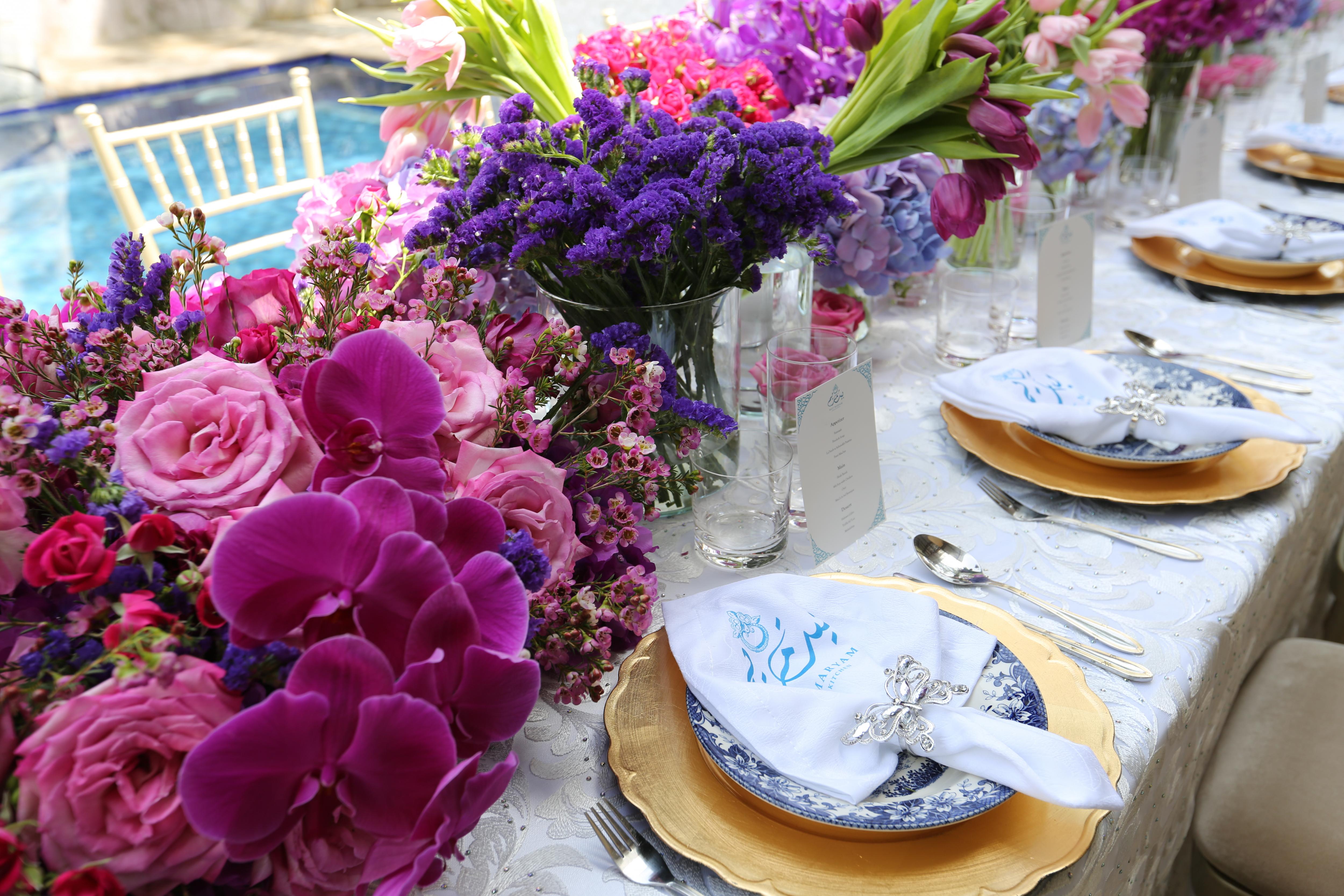 Wedding Flower Table Runners | Arabia Weddings