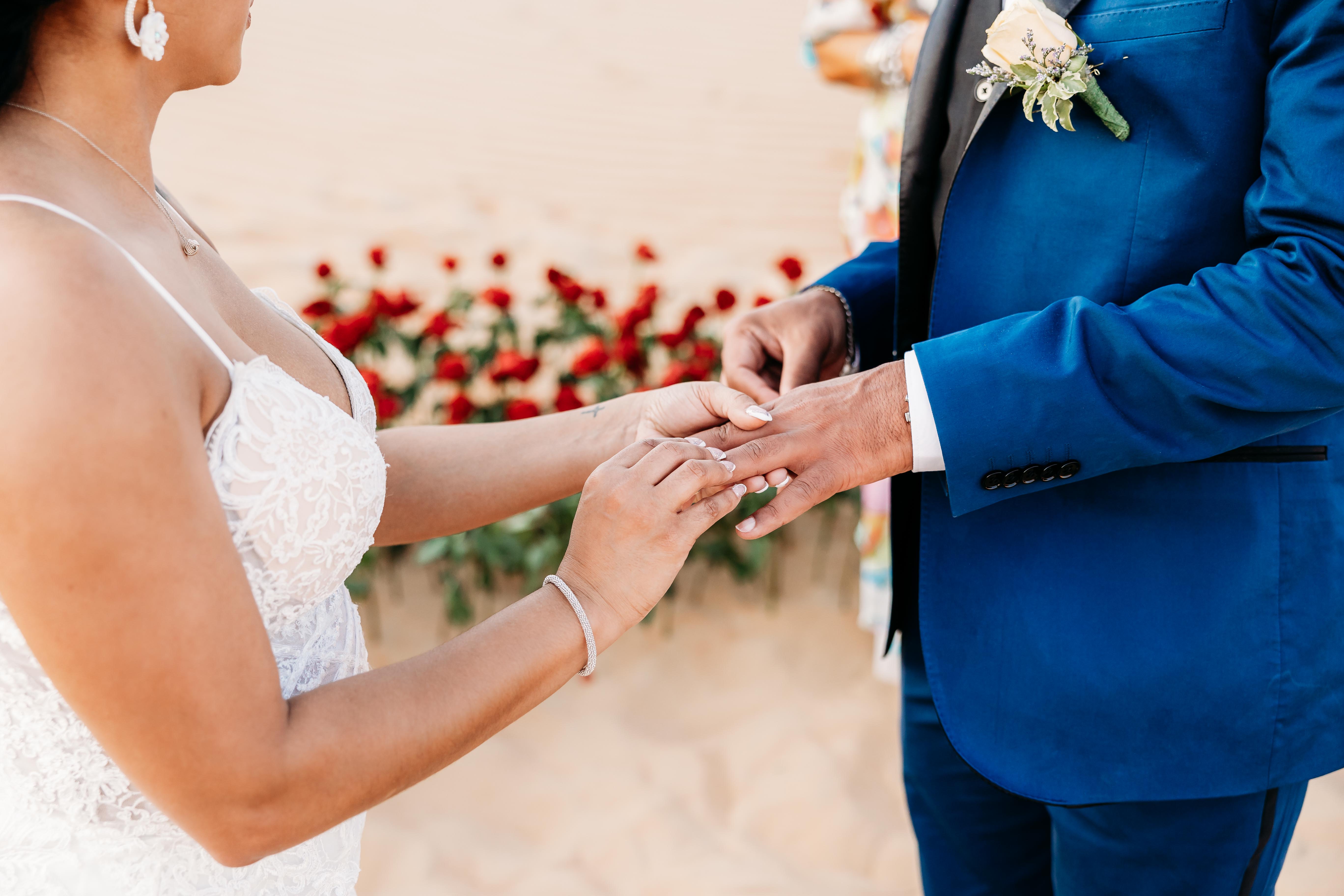 New Trend Alert: Exchanging of Vows in Non Western Weddings | Arabia ...