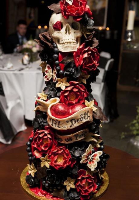 Crazy Wedding Cakes | Arabia Weddings