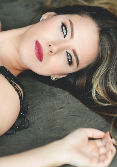 Makeup Inspiration from Ceyda Ates | Arabia Weddings