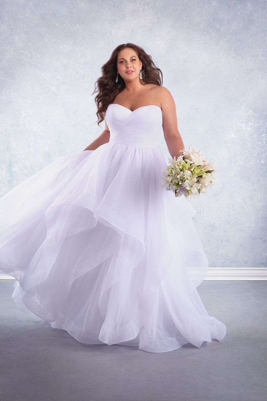 Alfred Angelo 2017 Signature Bridal Collection | Arabia Weddings