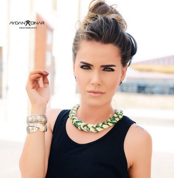 Great Makeup Looks From Turkish Actress Ceyda Ates - Arabia Weddings